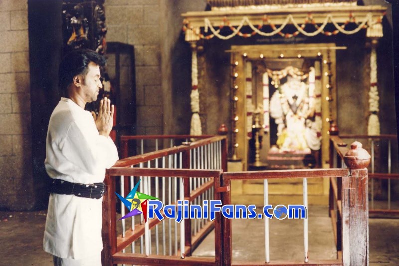 Baba (2002) - Part 2 - Rajinikanth Photo Gallery - Rajinifans.com