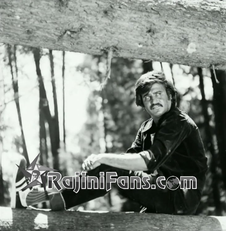 Johnny (1980) - Part 2 - Rajinikanth Photo Gallery - Rajinifans.com