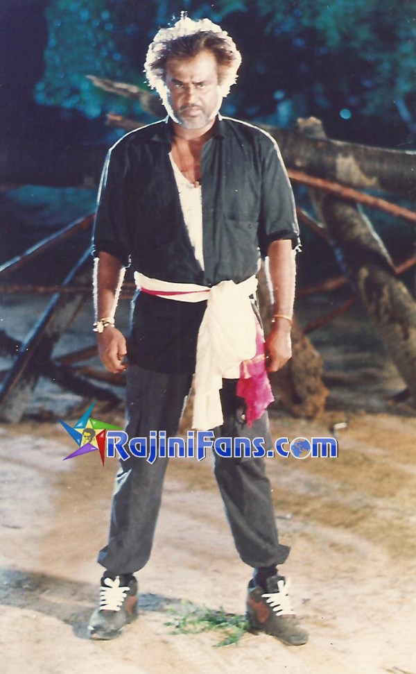 Valli (1993) - Rajinikanth Photo Gallery - Rajinifans.com