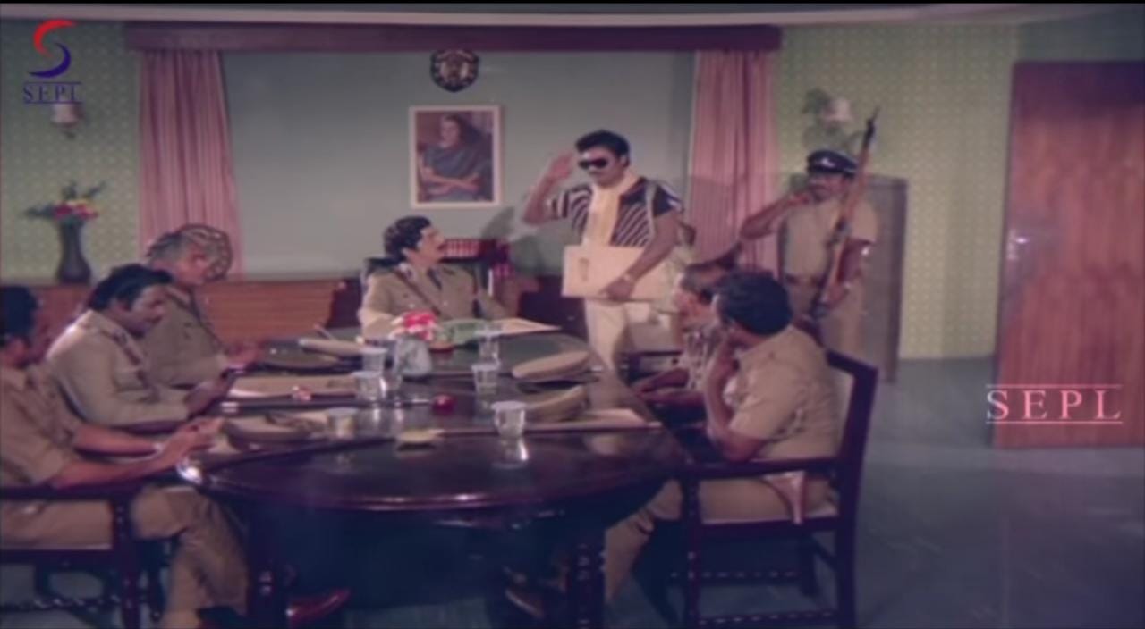 Interval Scenes from Superstar Rajinikanth Movies (Part 3) - Rajinifans.com